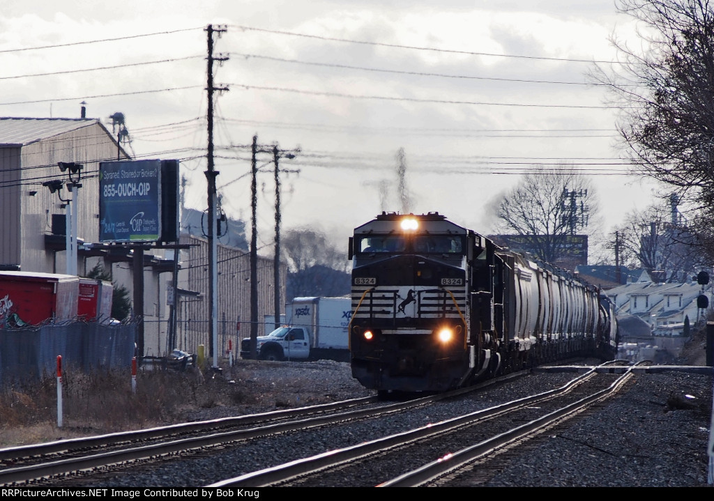 NS 8324 leads eastbound manifest through Lemoyne on the Lurgan Line